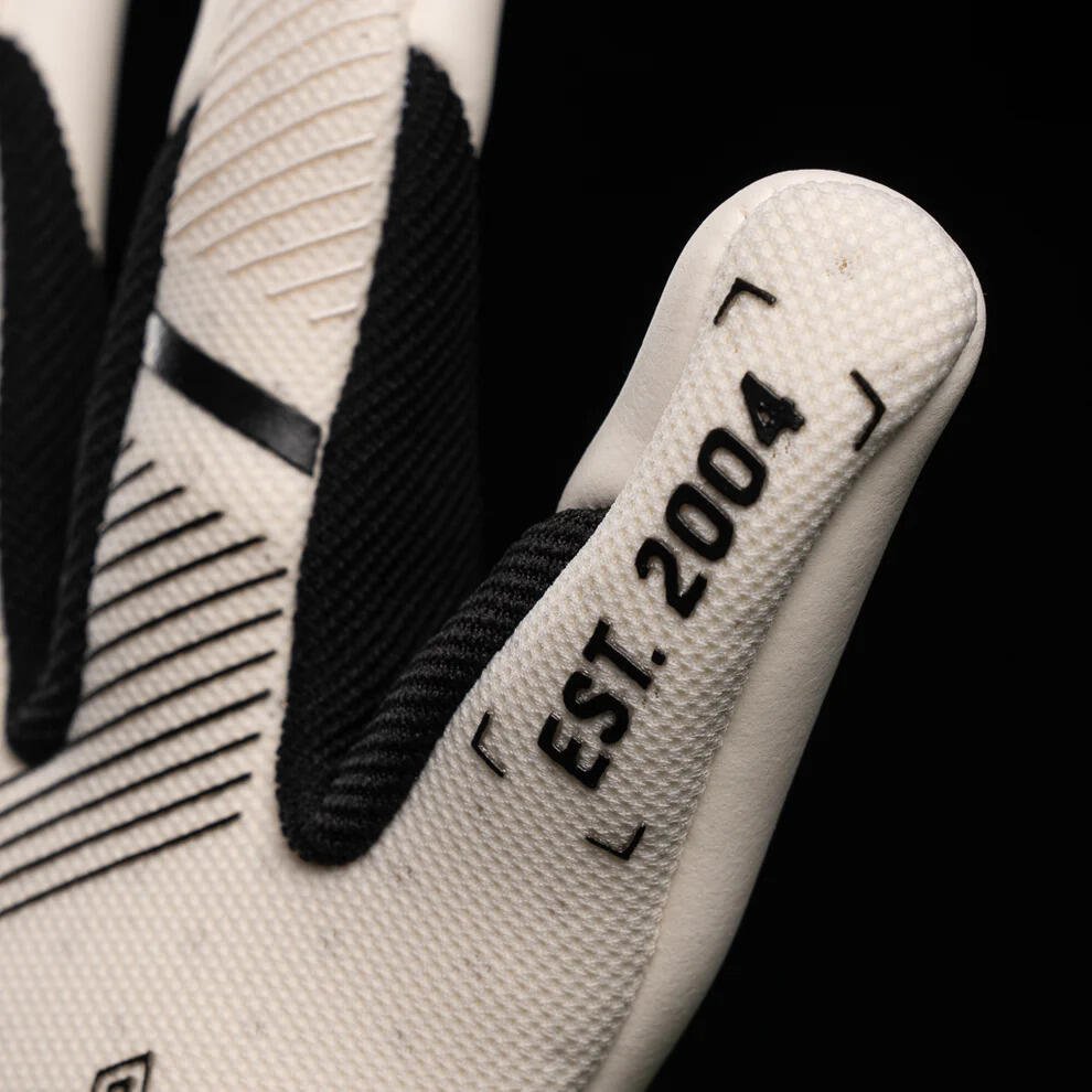 One Glove OG1 Heritage (Hyla SL Cut) Goalkeeper Gloves - Total Football ...